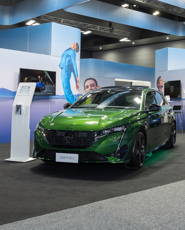 PEUGEOT News: Plug-In Hybrid performance for 308 range