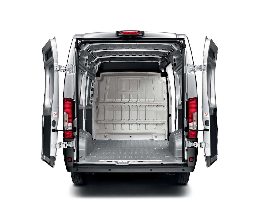 2024 PEUGEOT Boxer Van - Commercial Cargo Van | PEUGEOT Australia